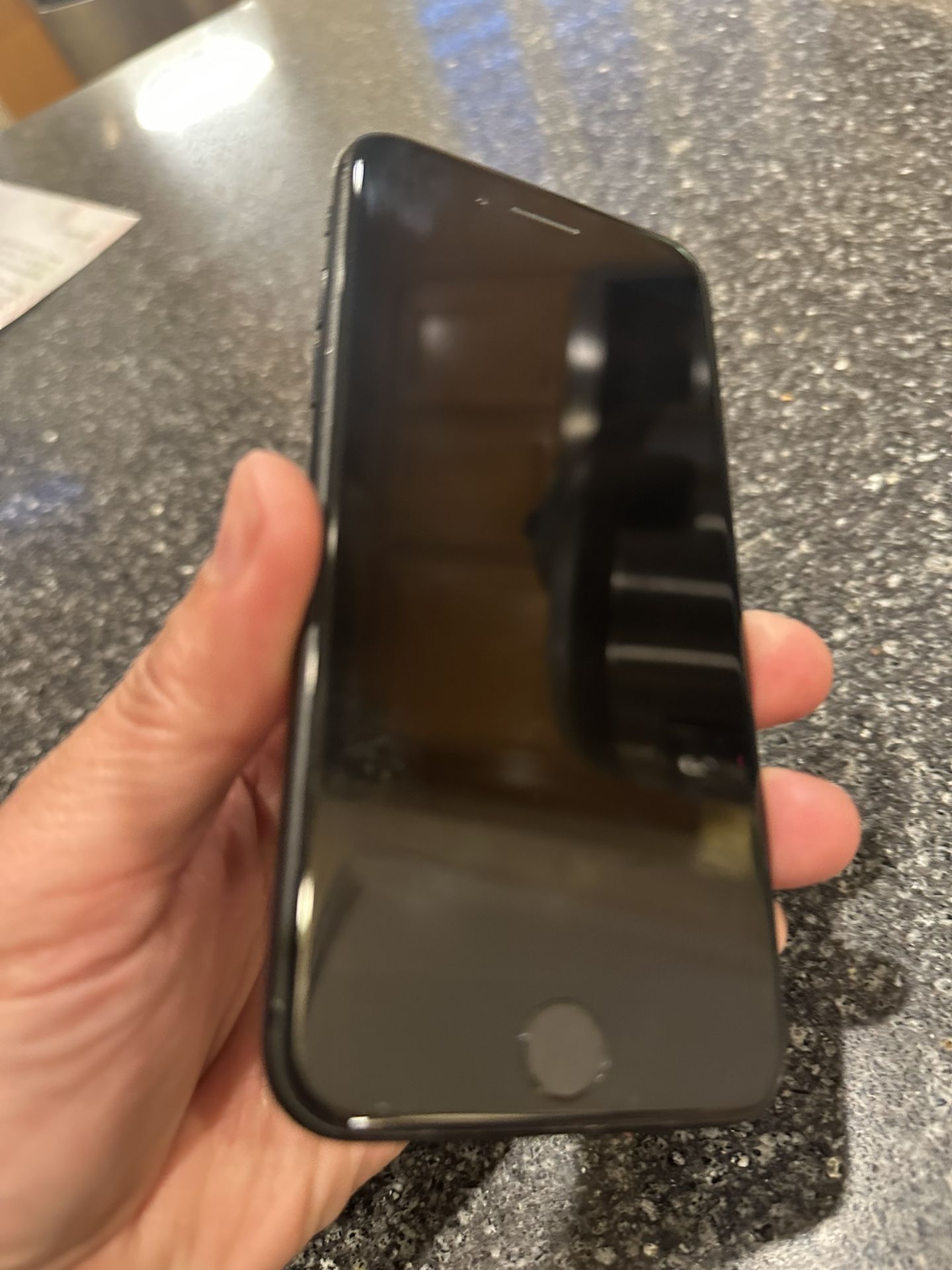 Iphone 7 Black 32gb Good Condition for Sale in Chula Vista, CA - OfferUp