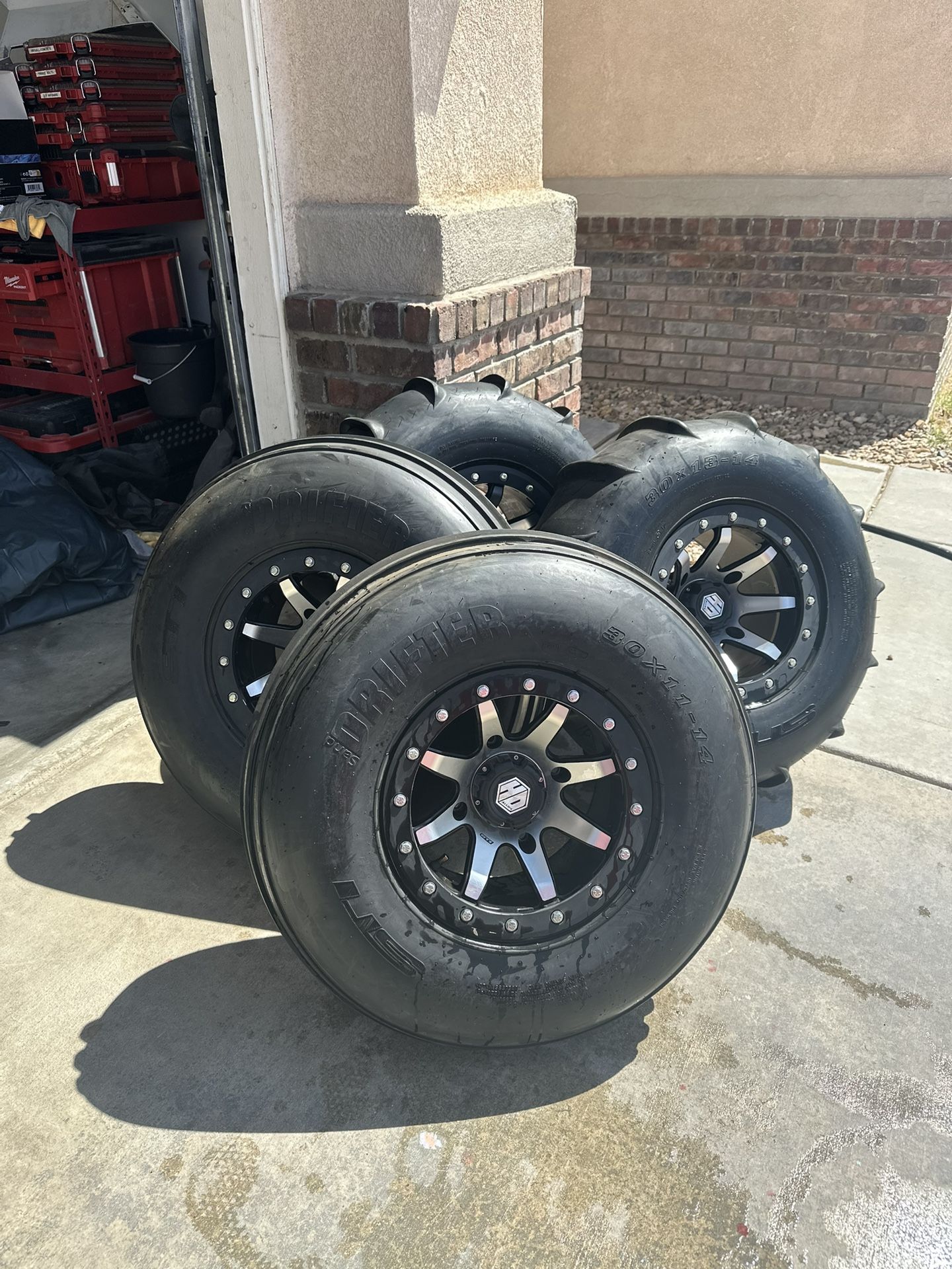 Razor Paddle Tires for Sale in Victorville, CA - OfferUp