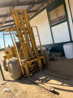 Weber 4000 for Sale in Dinuba, CA - OfferUp