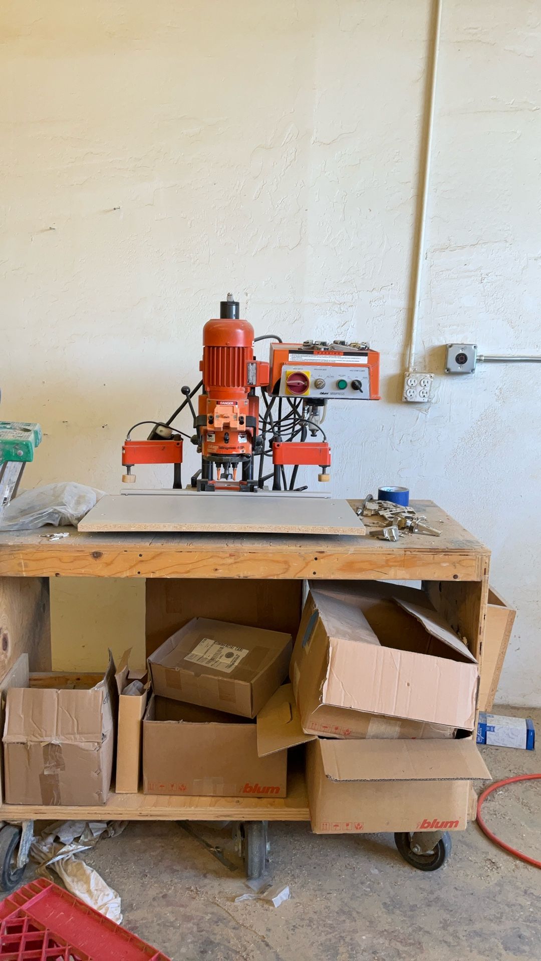 Hinge Machine for Sale in Phoenix, AZ - OfferUp