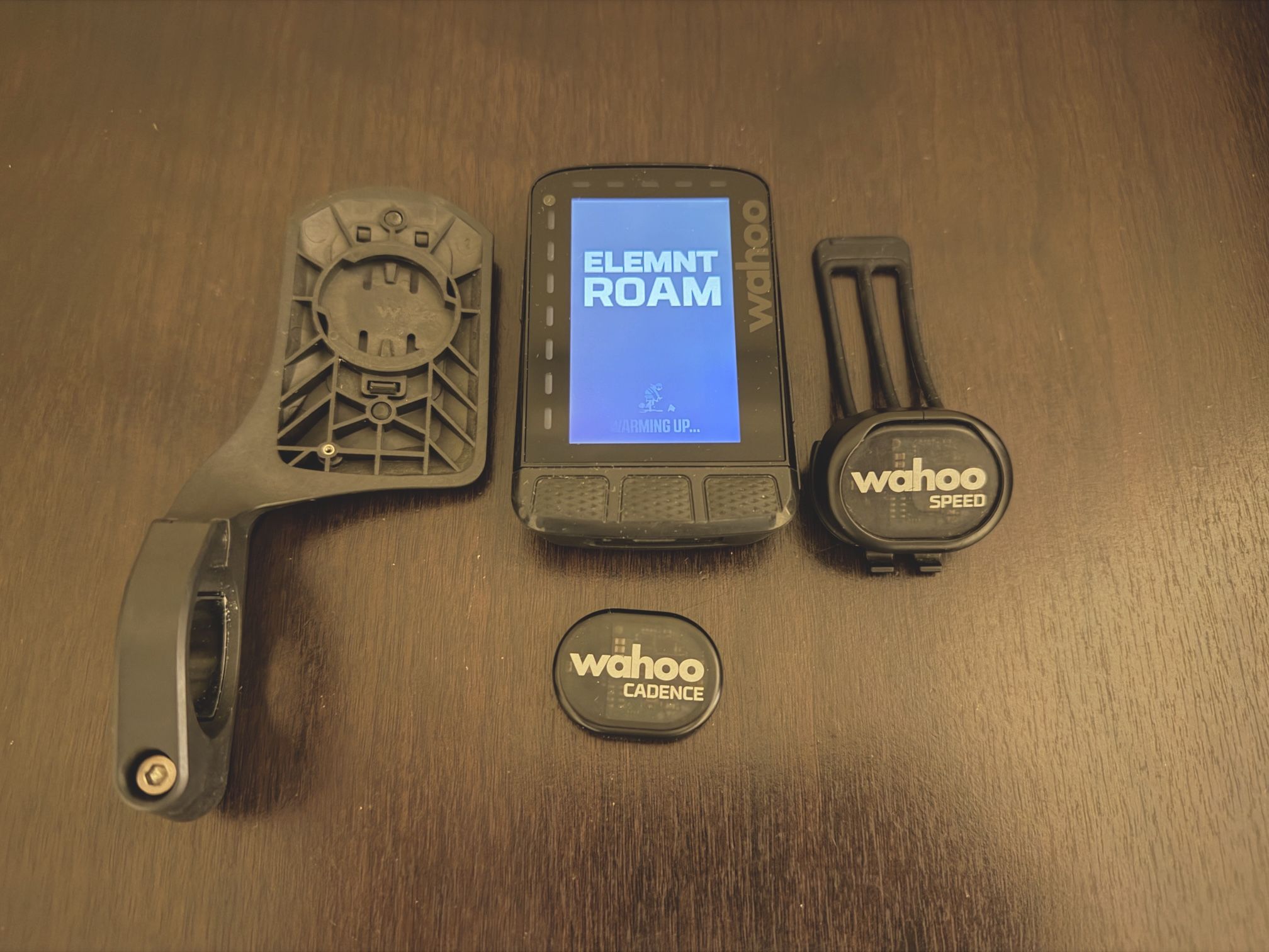 wahoo element roam v2 gps bike computer with cadence sensor, Speed ...