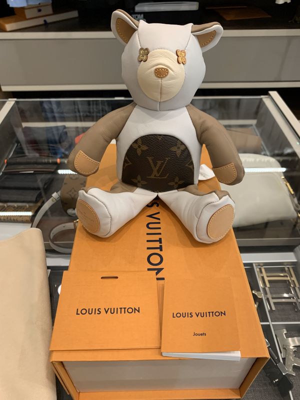 Louis Vuitton Sales Figures | Paul Smith