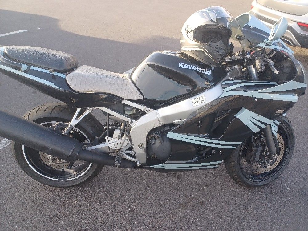 07 Kawasaki Zx600j for Sale in Glendale, AZ - OfferUp