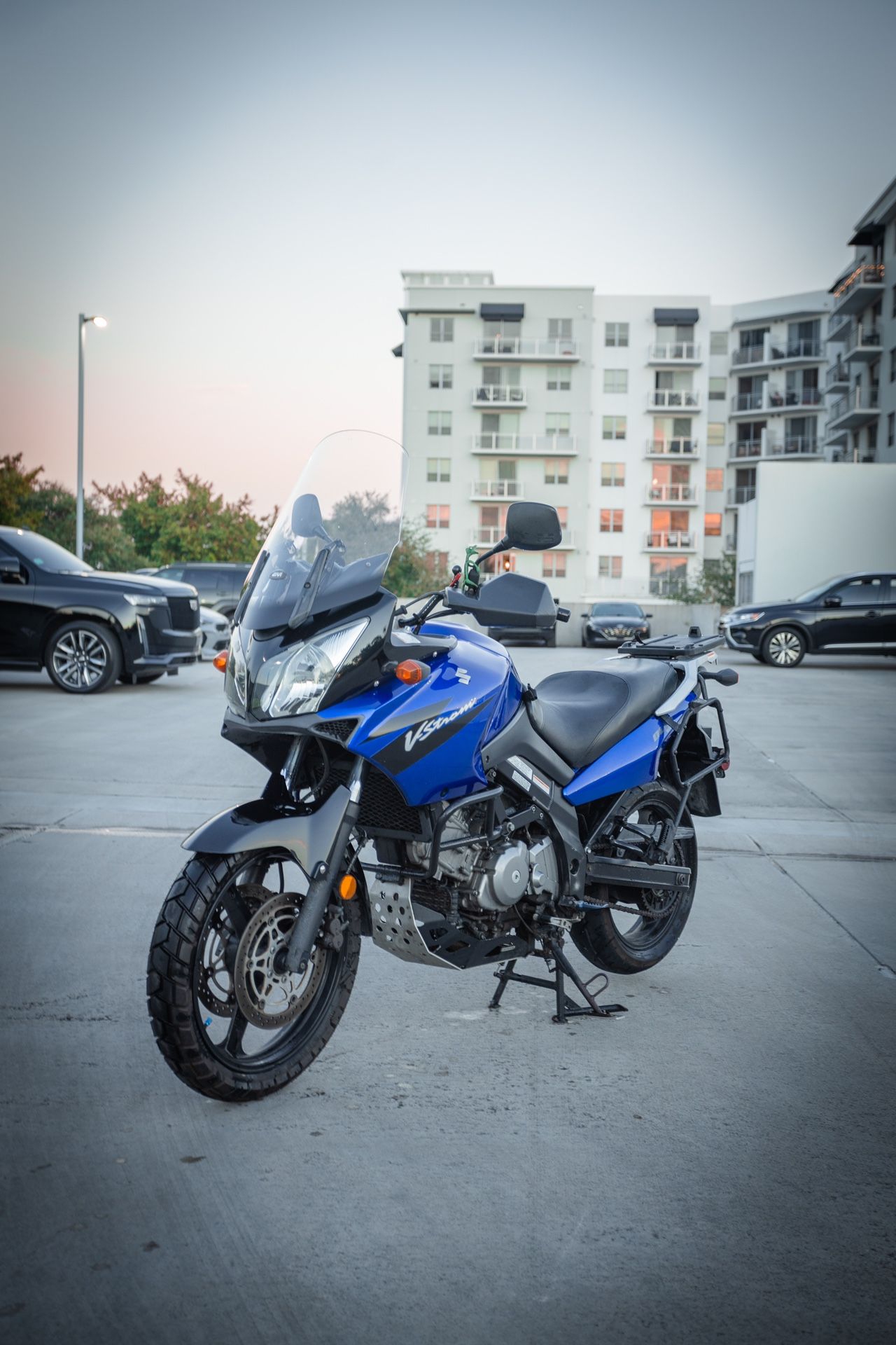 2005 Suzuki Vstrom 650 for Sale in Hollywood, FL - OfferUp