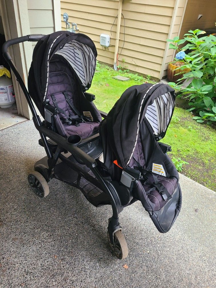 Graco Double & Single Stroller w/ Carseat & Bases for Sale in Everett ...