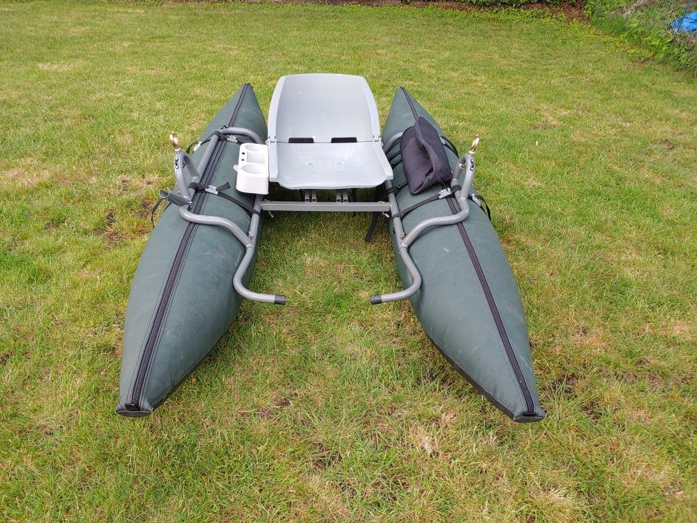 Fish cat fc9 pontoon for Sale in Lacey, WA - OfferUp