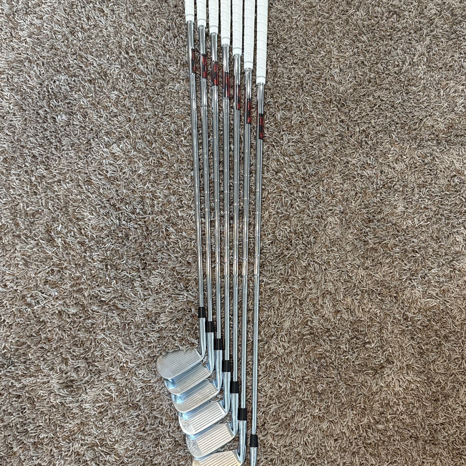 MacGregor VIP Golf Set 3-9 Irons for Sale in Bakersfield, CA - OfferUp