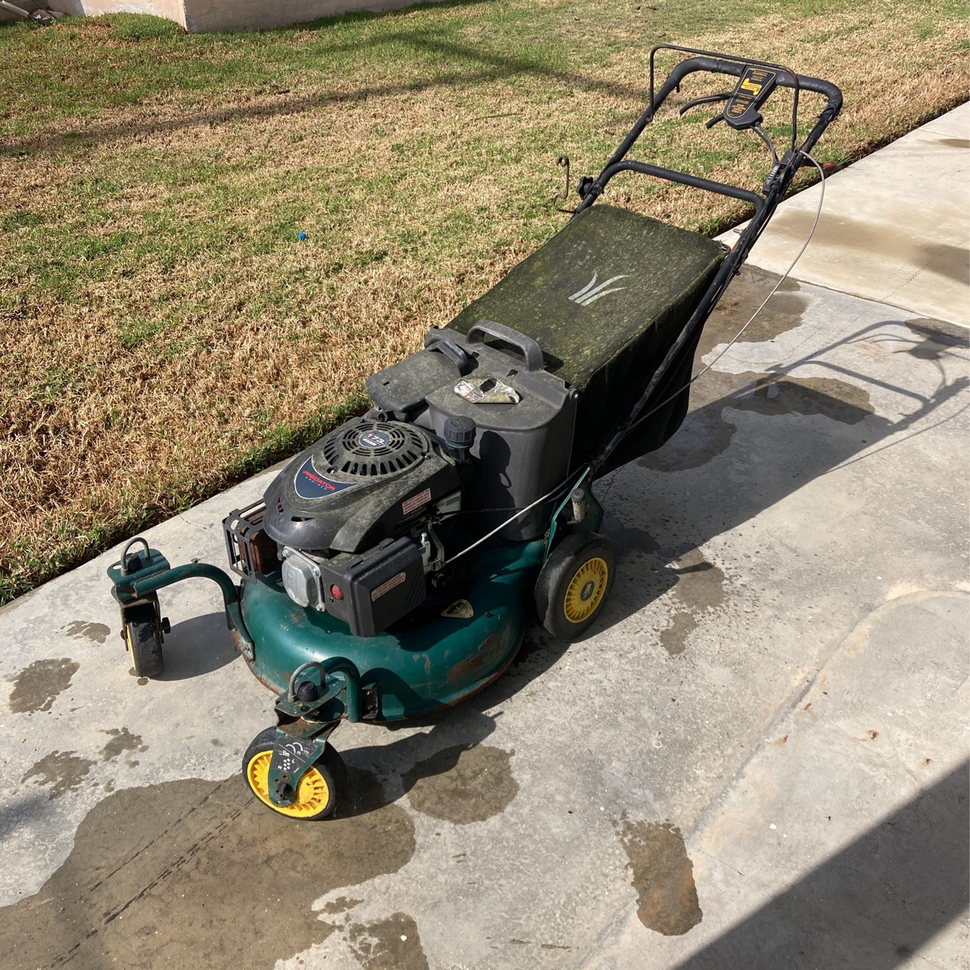 Power Drive Lawn Mower. for Sale in Huntington Beach, CA - OfferUp