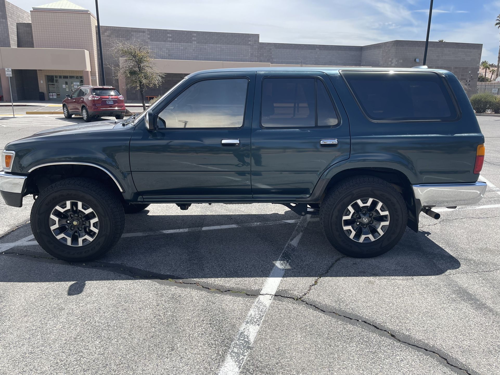 1994 Toyota 4Runner for Sale in Las Vegas, NV - OfferUp