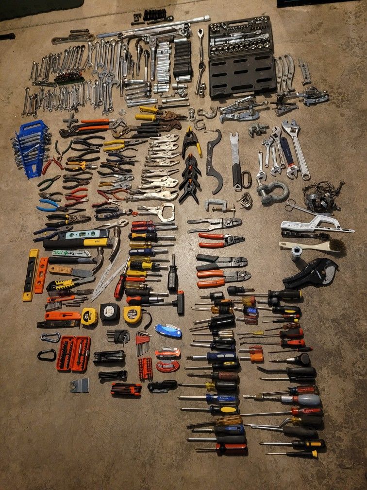 Lot of Tools for Sale in Puyallup, WA - OfferUp