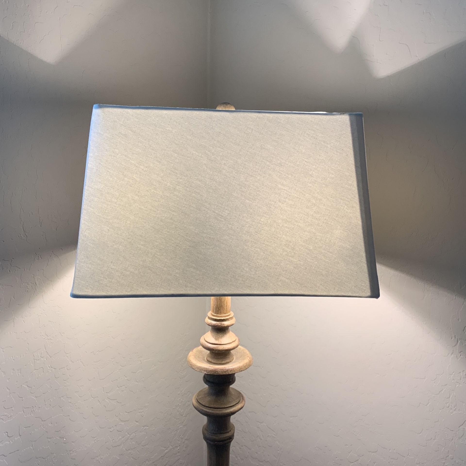 Rectangular Lamp Shade for Sale in Maricopa, AZ - OfferUp