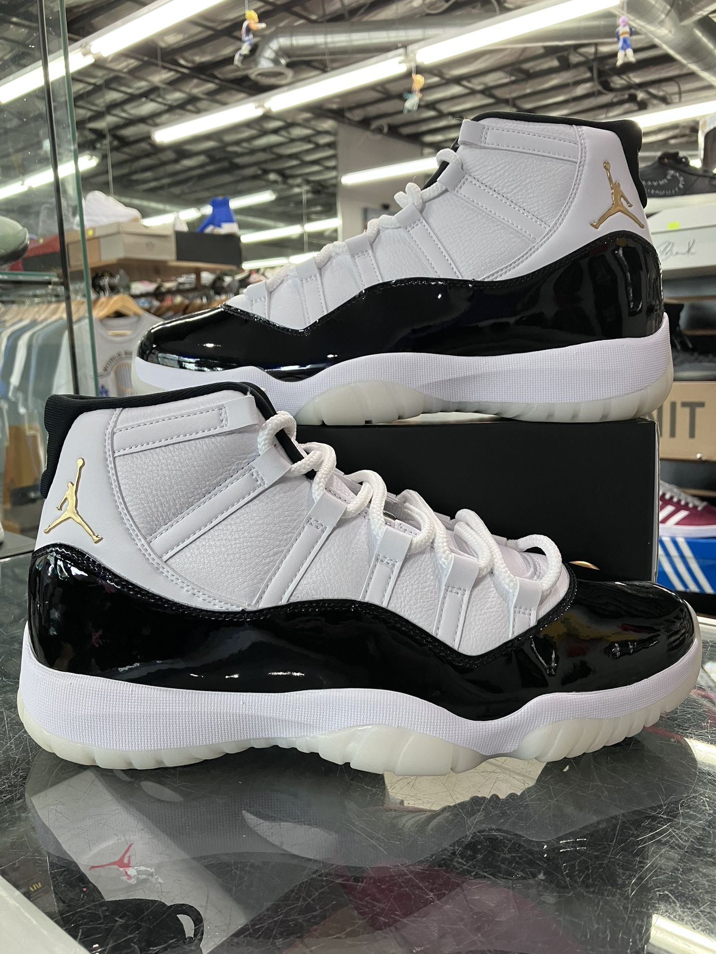 Air Jordan 11 Retro DMP Gratitude for Sale in Culver City, CA - OfferUp