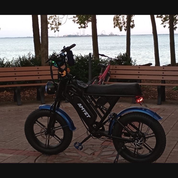 Amyet V9-G60 Electric Bike - Black (NEW) for Sale in Los Angeles, CA ...