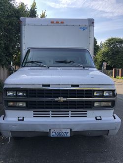 1995 Chevy box truck 18ft for Sale in Seattle, WA - OfferUp