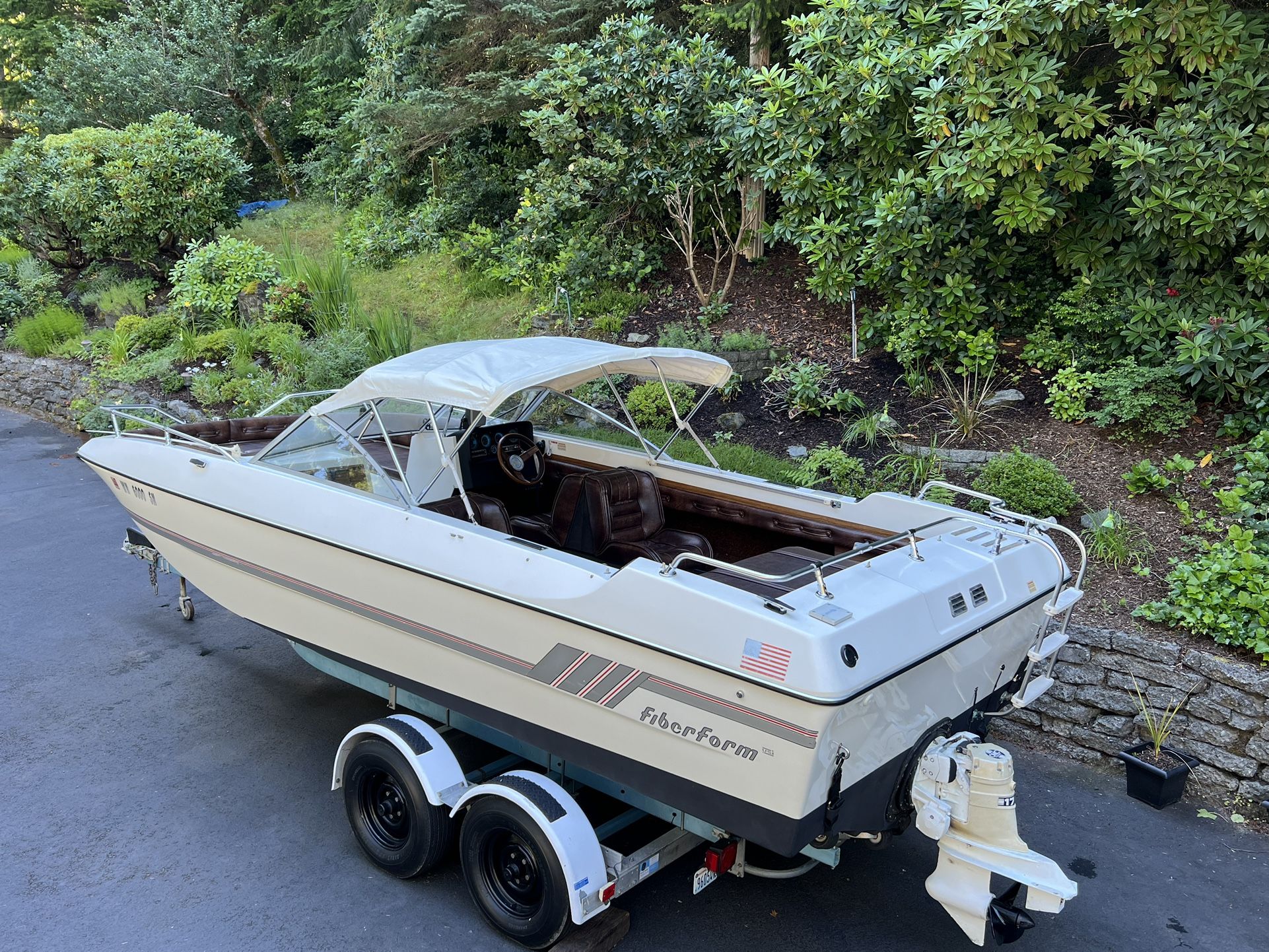 Fiberform Surf Rider Ski Boat 19 Ft for Sale in Olympia, WA - OfferUp