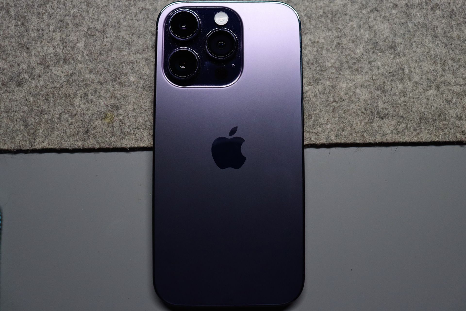 iPhone 14 Pro Deep Purple 128 GB UNLOCKED , Used for Sale in Hemet, CA ...