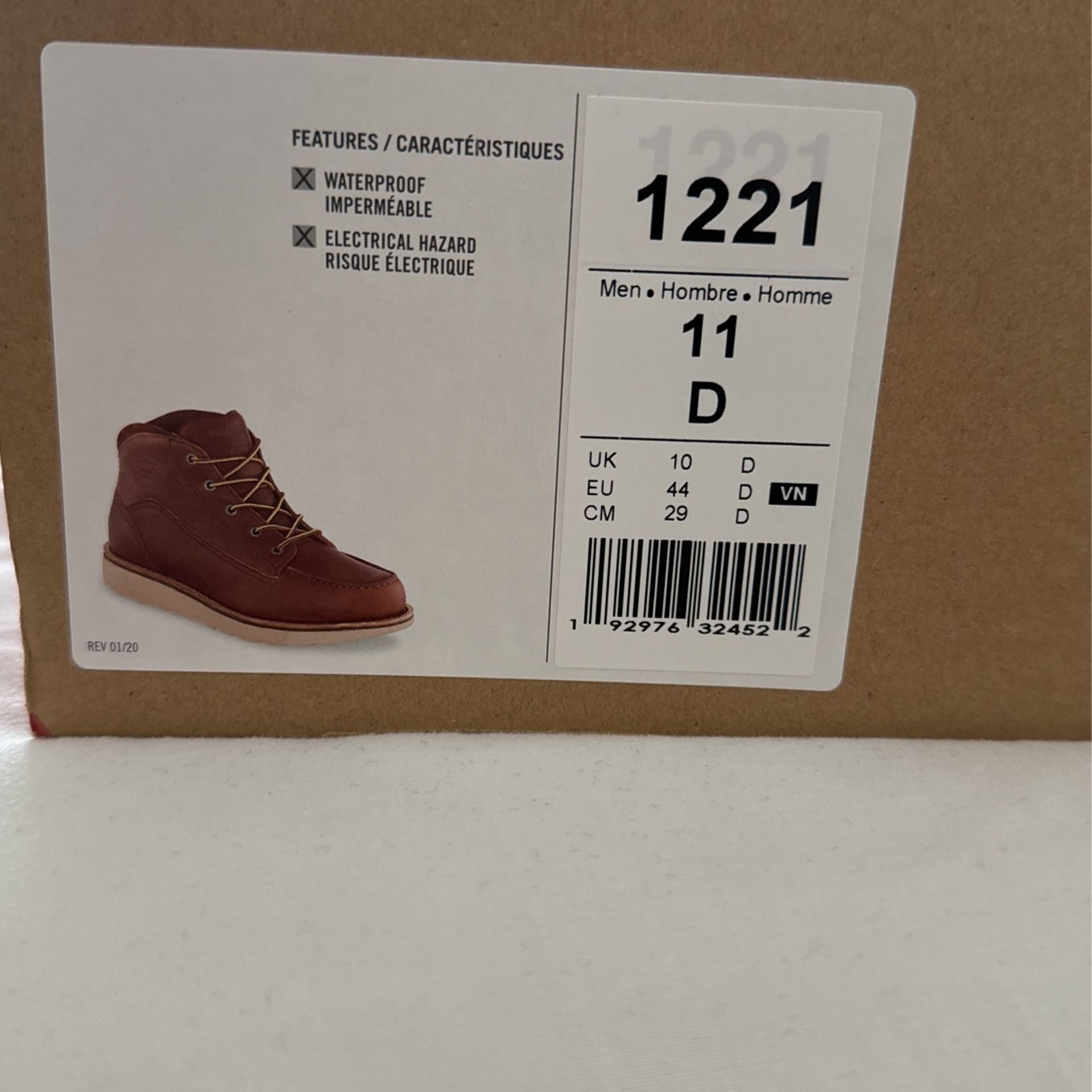 RED WING Model 1221 Size 11D Soft Toe for Sale in Clovis, CA - OfferUp