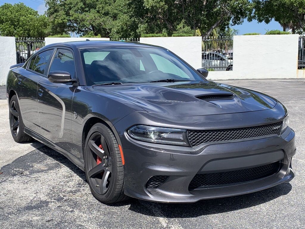 20’ Dodge Charger SRT Hellcat LOW MILES for Sale in Miami, FL - OfferUp