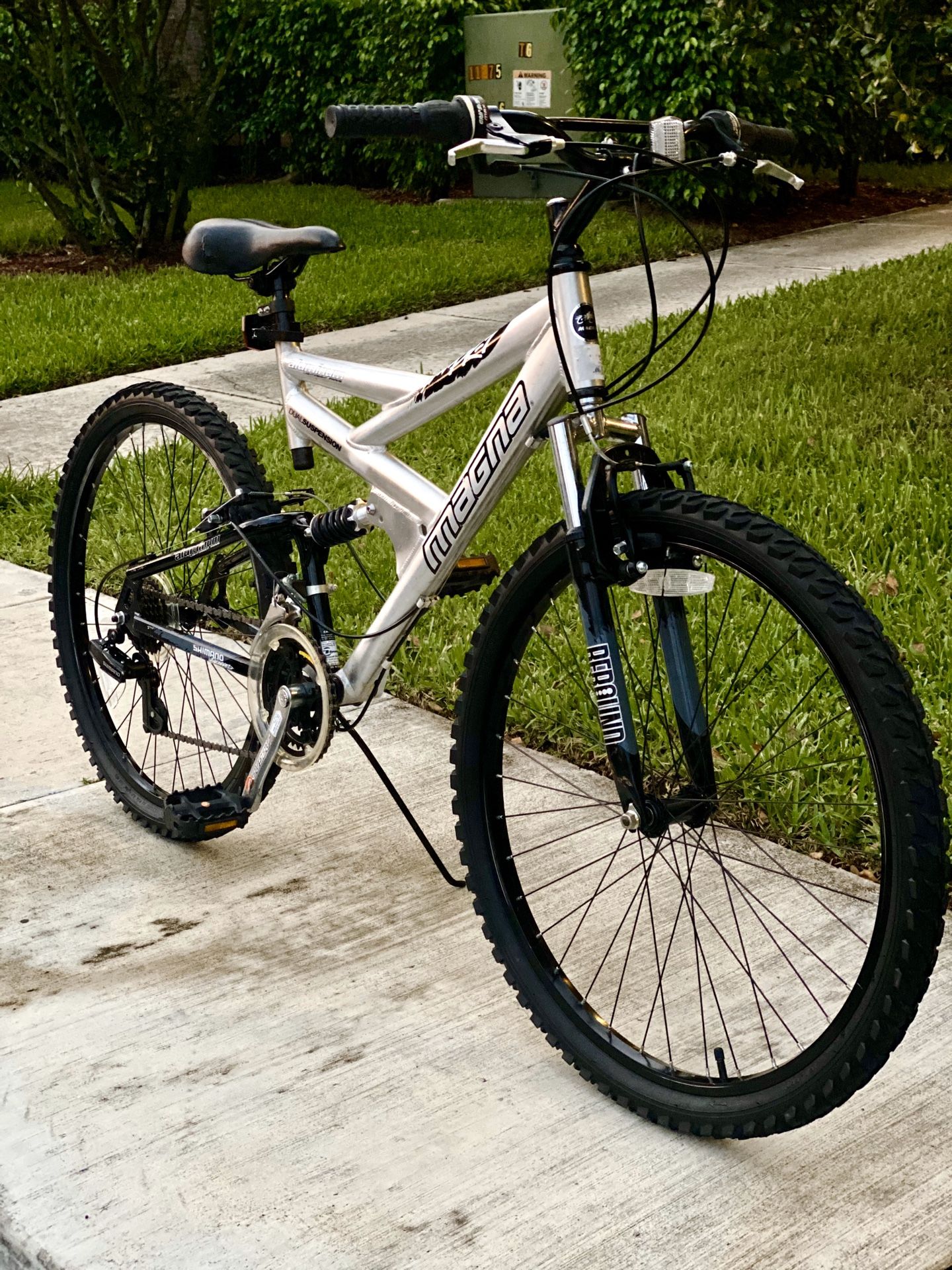 Magna PK-7 Aluminum Lightweight Mountain Bike 26” - Dual-Suspension ...