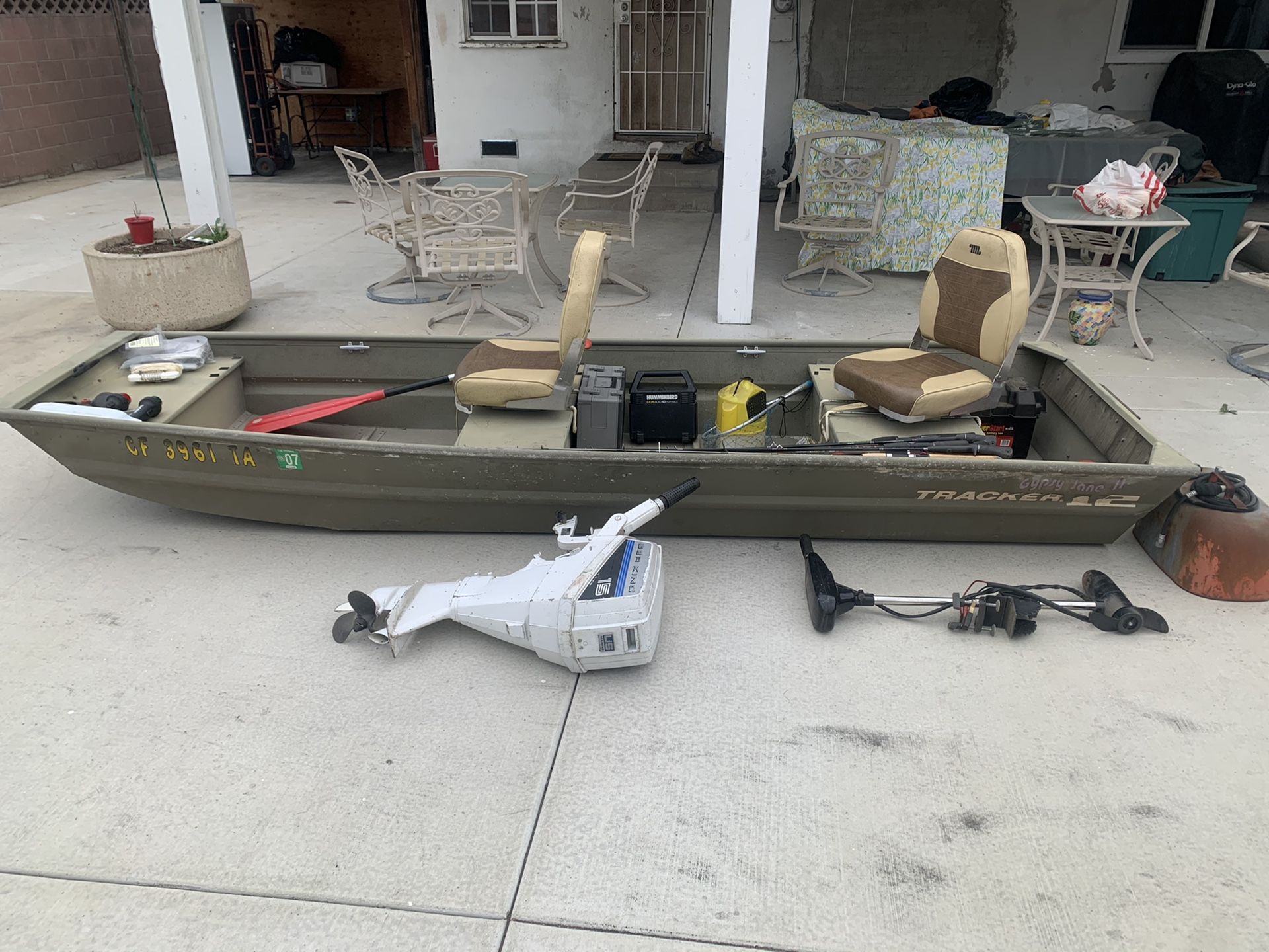 Tracker 12ft fishing boat for Sale in Norwalk, CA - OfferUp