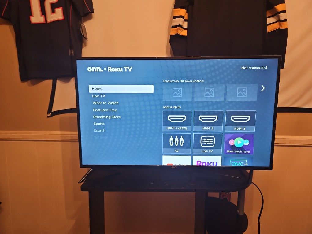 40 Inch Onn Roku Smart Tv for Sale in Columbus, GA - OfferUp