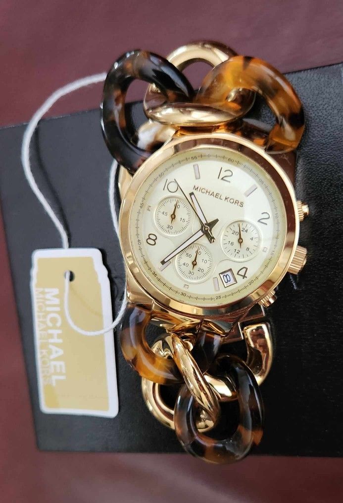 Michael Kors Bangle Watch (New W/Tag) for Sale in Beaumont, CA - OfferUp