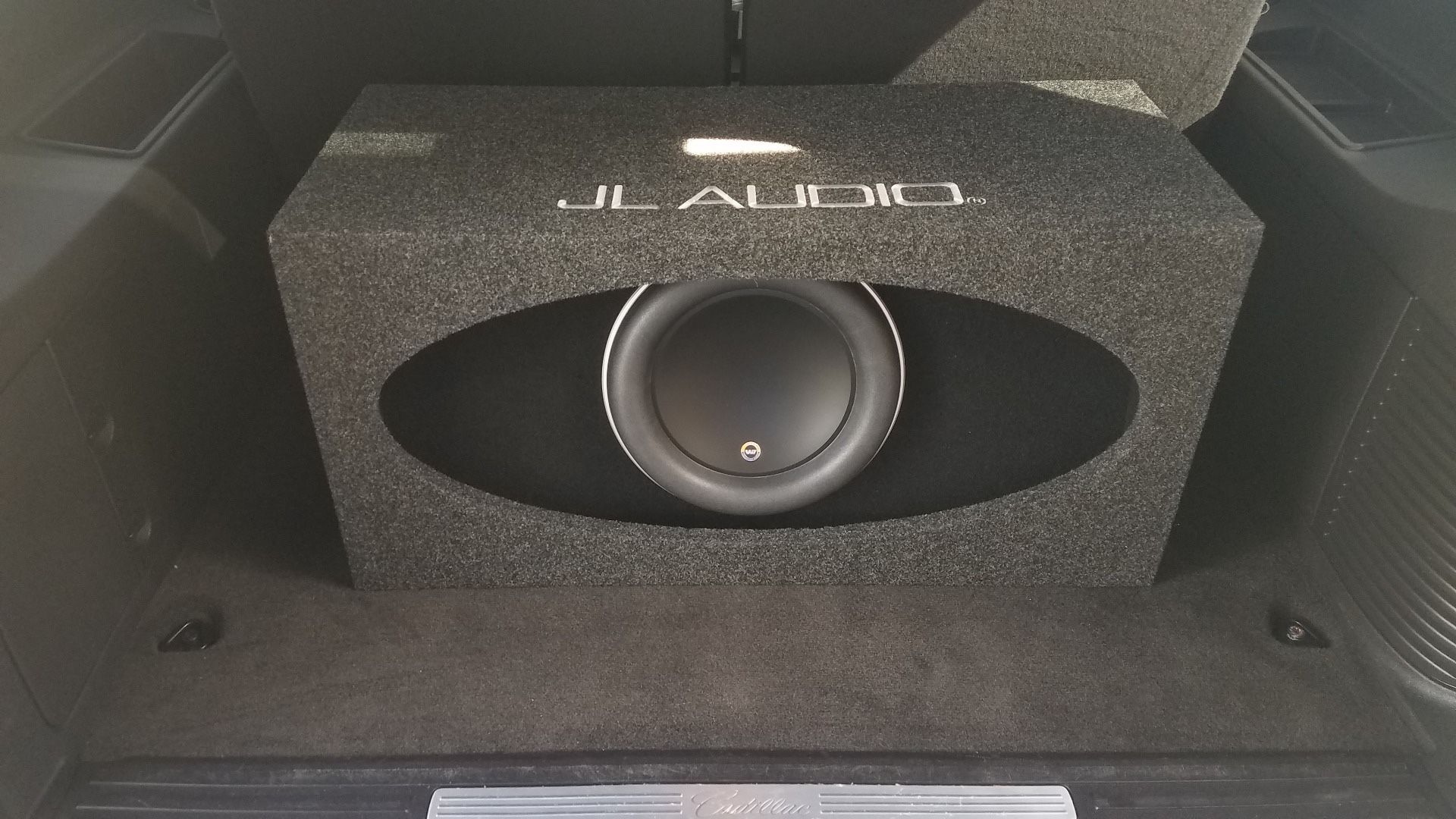 JL Audio HO Box For A 10” Sub for Sale in Tustin, CA - OfferUp