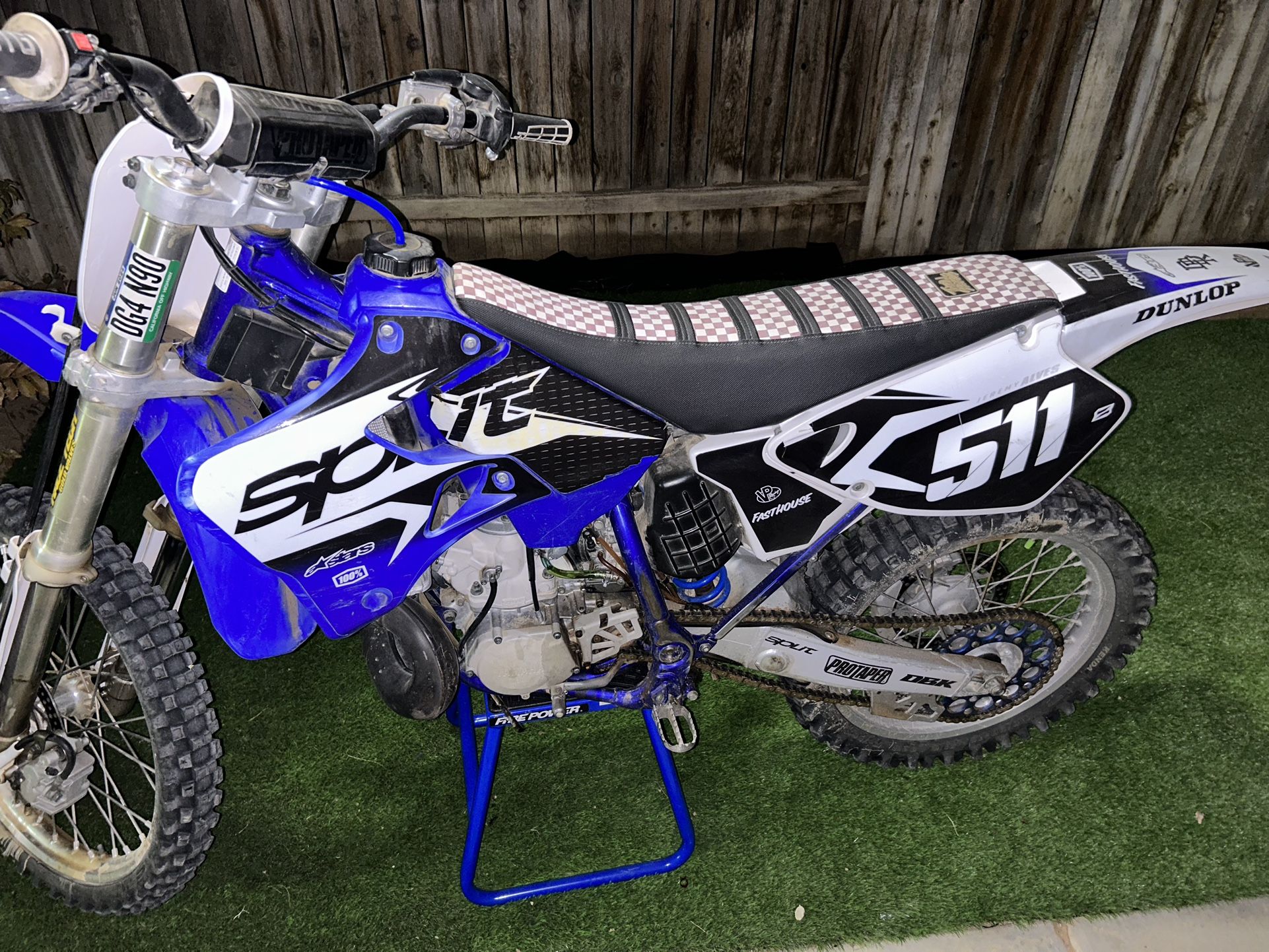 00 Yz2500 for Sale in California City, CA - OfferUp