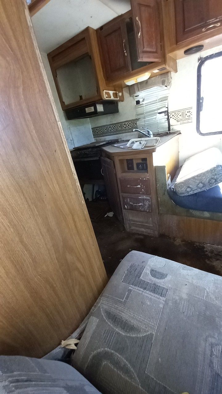 2003 Chevy G3500 1 ton dually mini motorhome Sold As is $2500 clean fla ...