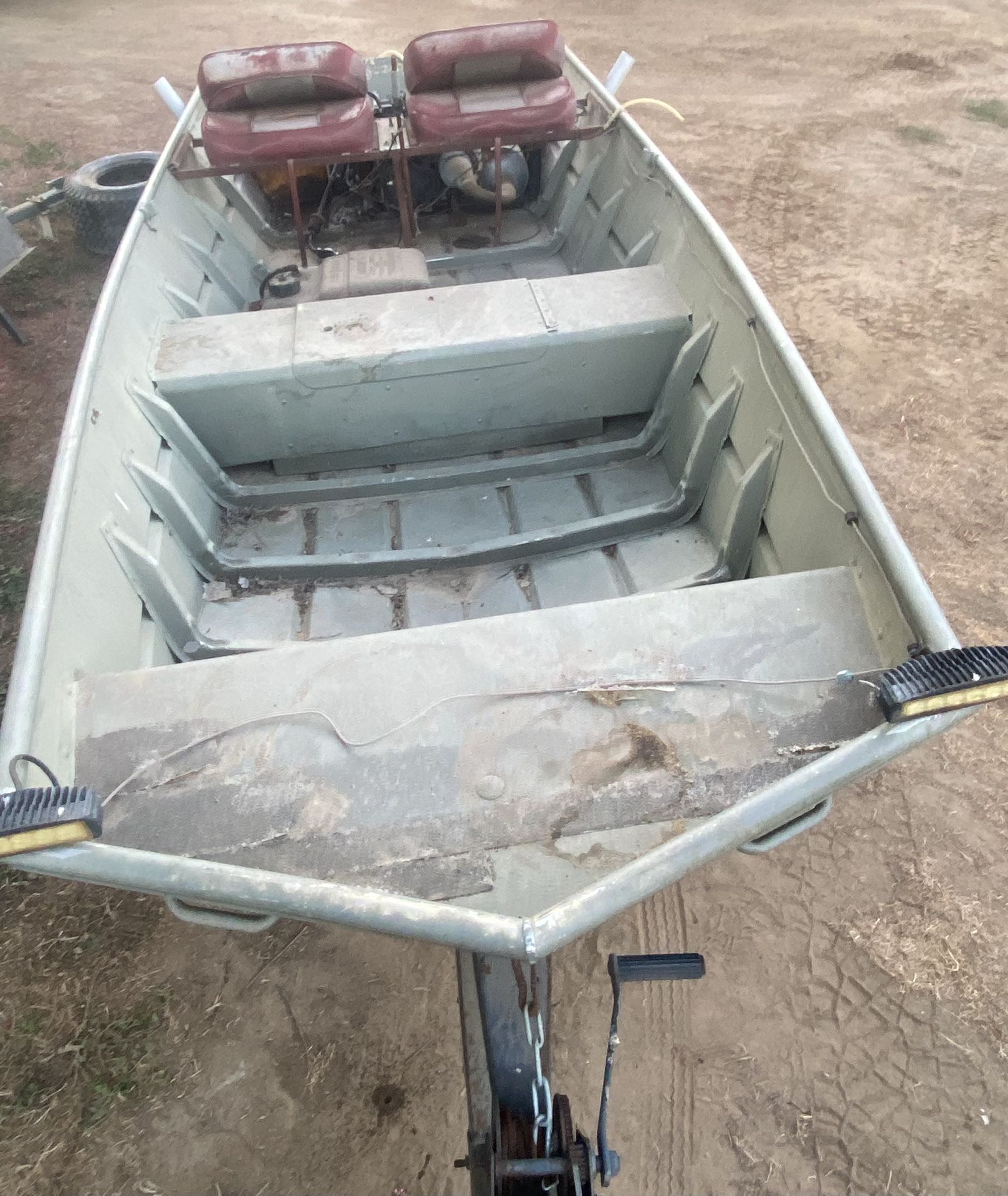 2006 Lowe 14’ Jon Boat With Jet Conversion for Sale in Modesto, CA ...