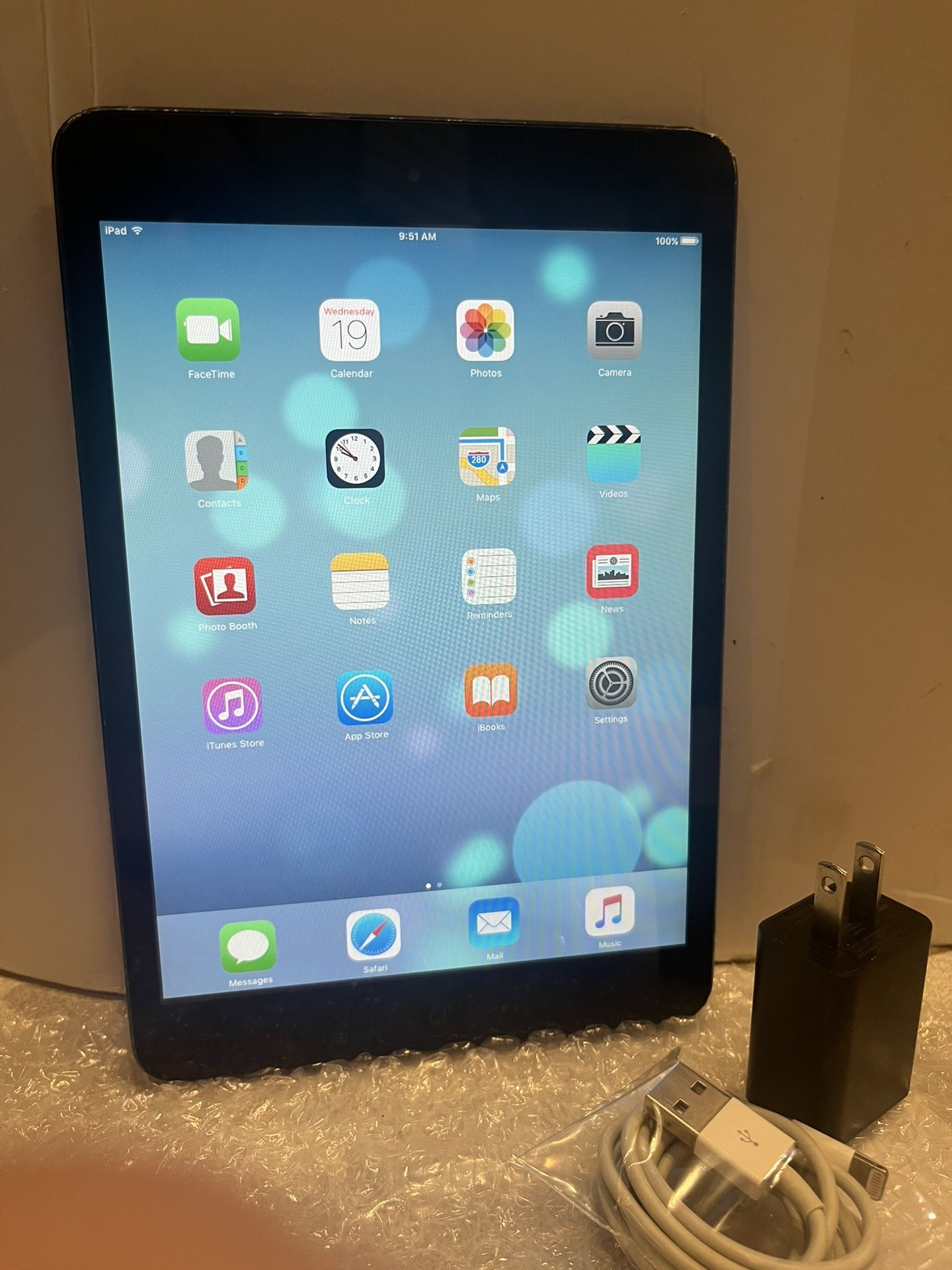 Apple iPad MINI 1st gen 16GB WiFi 7.9” iPad—Black Slate complete for ...