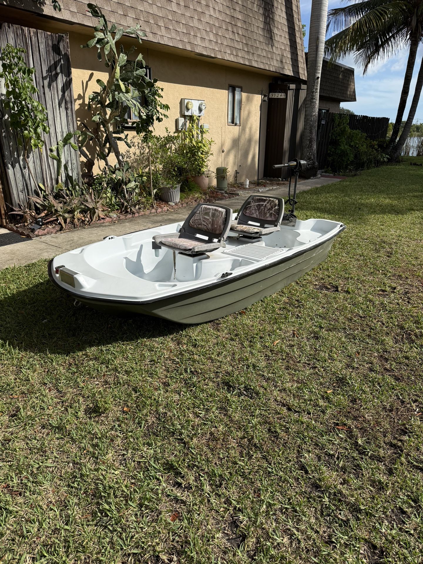 Pelican Predator 103 Plastic Jon Boat for Sale in Palm Springs, FL ...