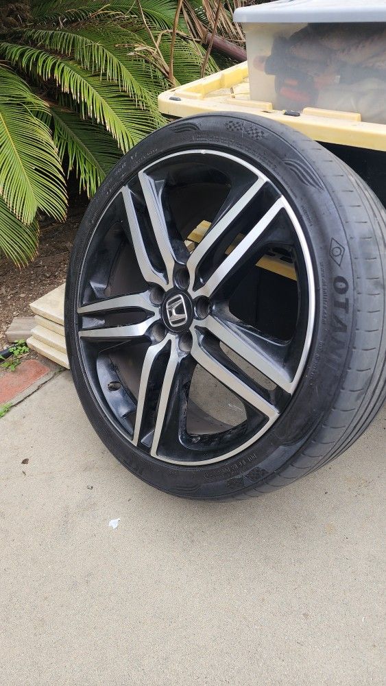 19 INCH HONDA RIMS (Original) for Sale in Irwindale, CA - OfferUp