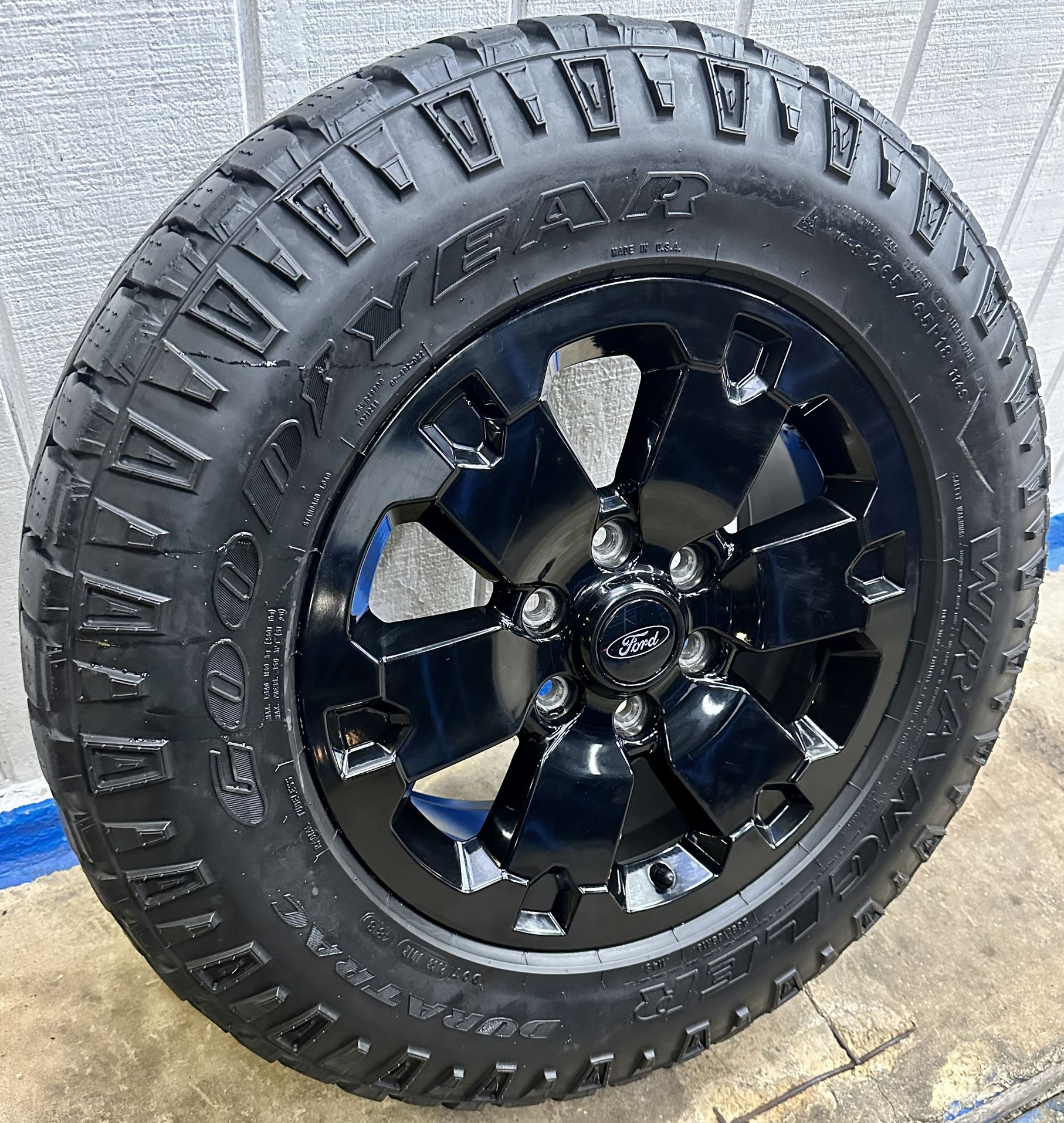 18” Ford Ranger wheels Bronco rims 265/65R18 Goodyear Duratrac tires ...