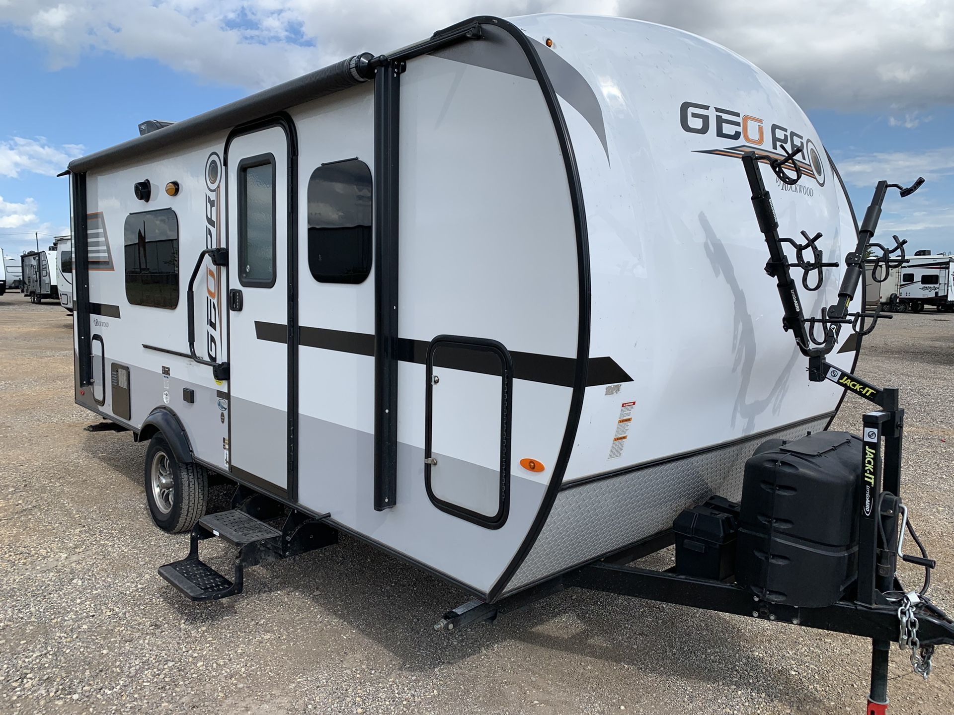 2018 Rockwood Geo-Pro 19FD Travel Trailer for Sale in Niederwald, TX ...