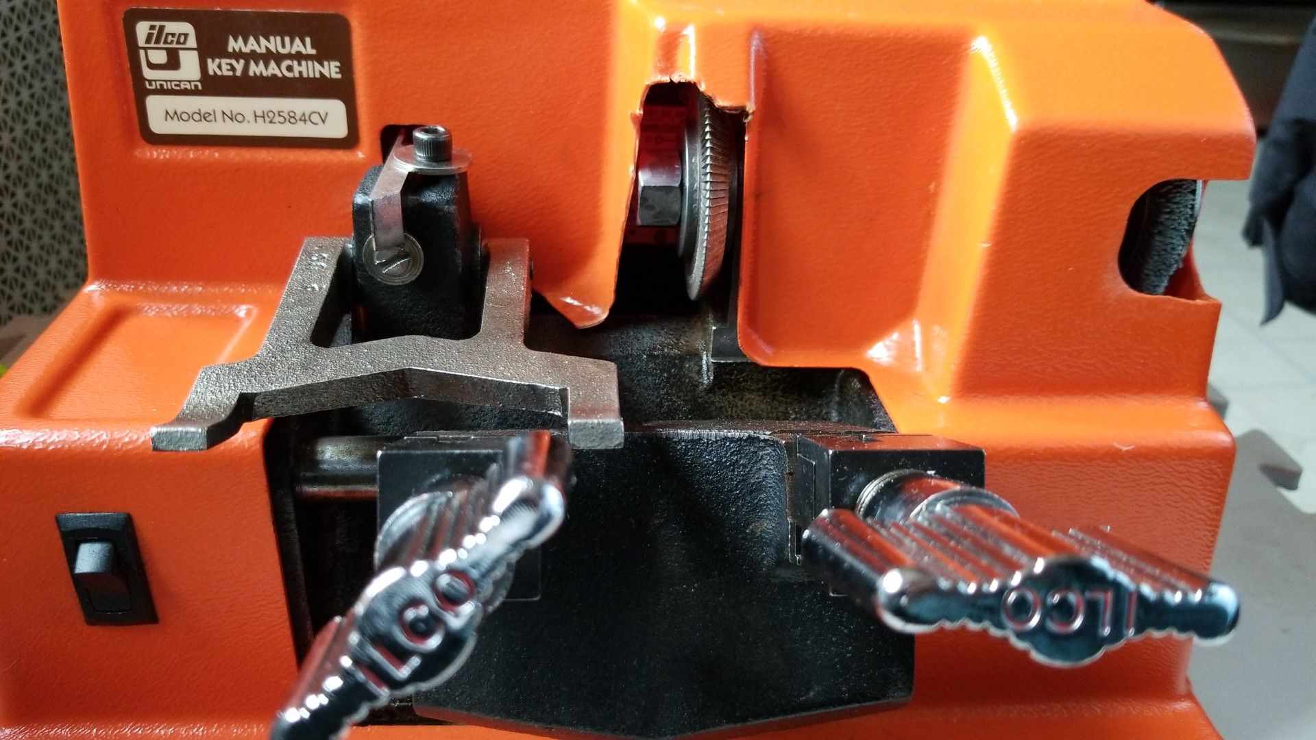 Vintage Ilco Key Machine duplicator for Sale in Chicago, IL - OfferUp