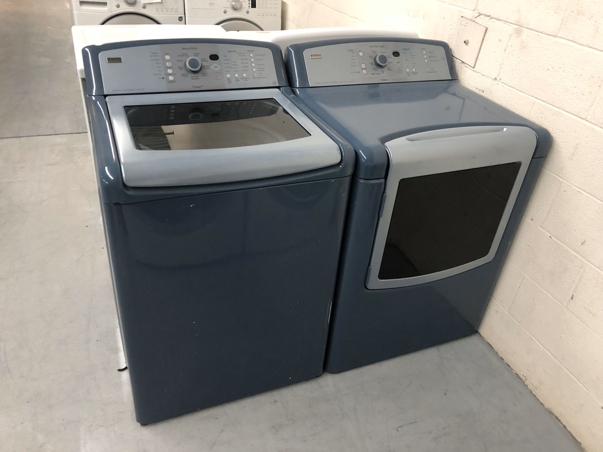 Kenmore elite XL capacity high efficiency washer and dryer set 4 month ...