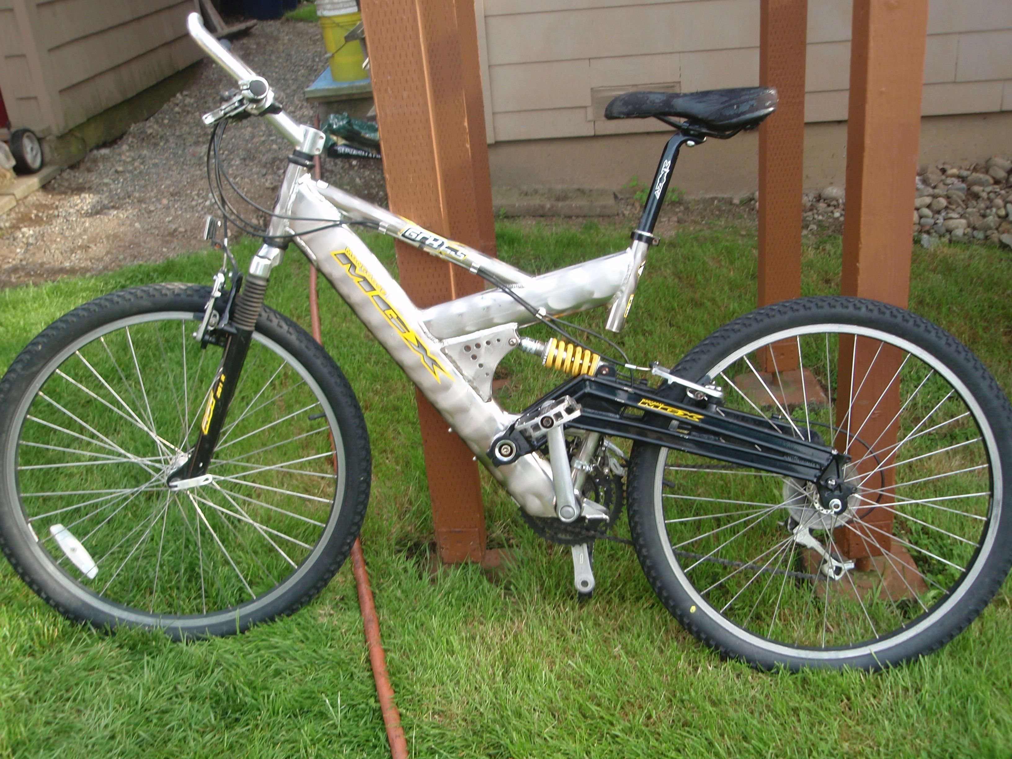 Mongoose MGX grx 6.5 Mountain Bike for Sale in SeaTac, WA - OfferUp