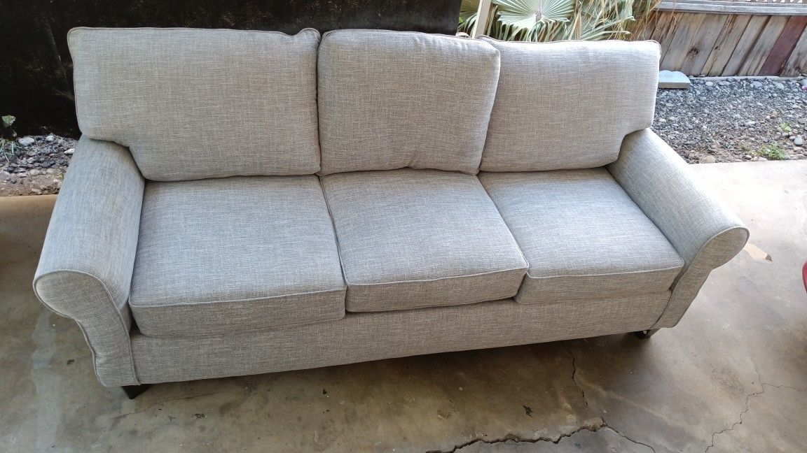 Like NEW!!Brookside Abby Casual Light Gray Polyester/Blend Sofa $125 ...