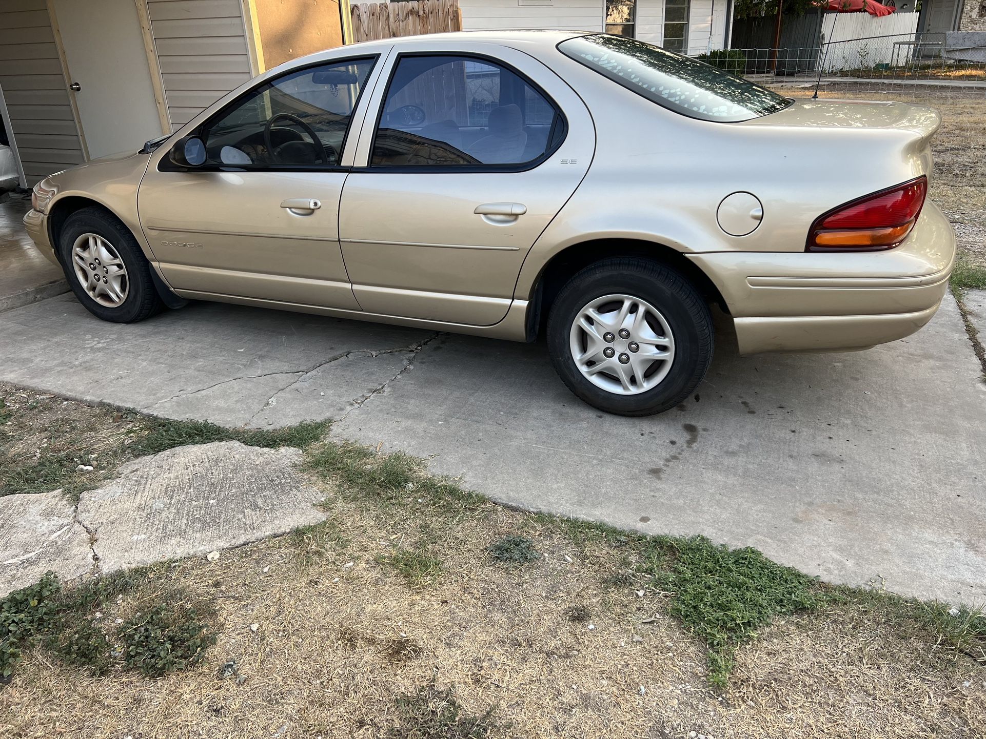 2000 Dodge Stratus for Sale in San Antonio, TX - OfferUp