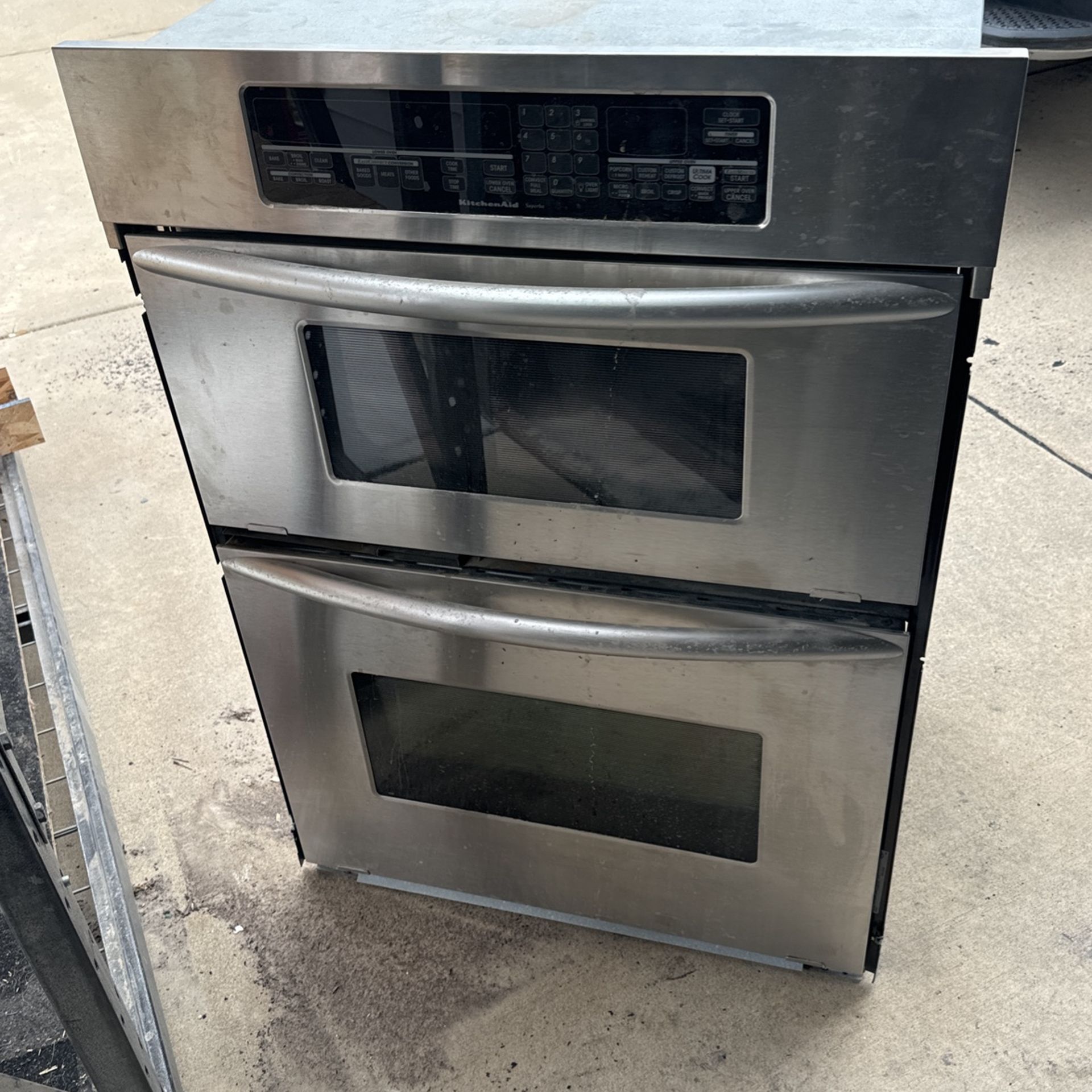 Oven And Microwave Combo for Sale in Elk Grove Village, IL - OfferUp