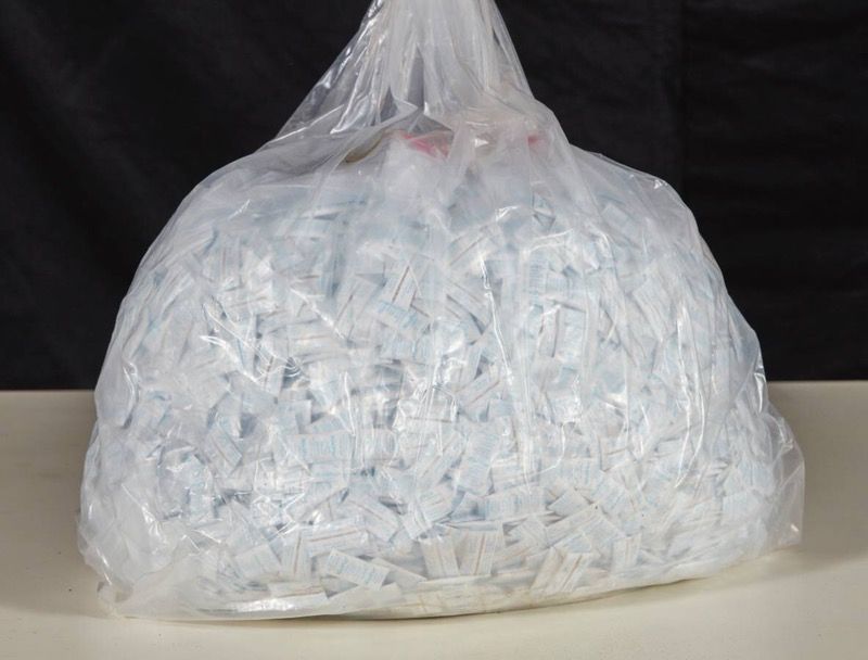 MiniPax Silica Gel Desiccant Packs - 10,000 Per Bag - 1 Gram Size for ...