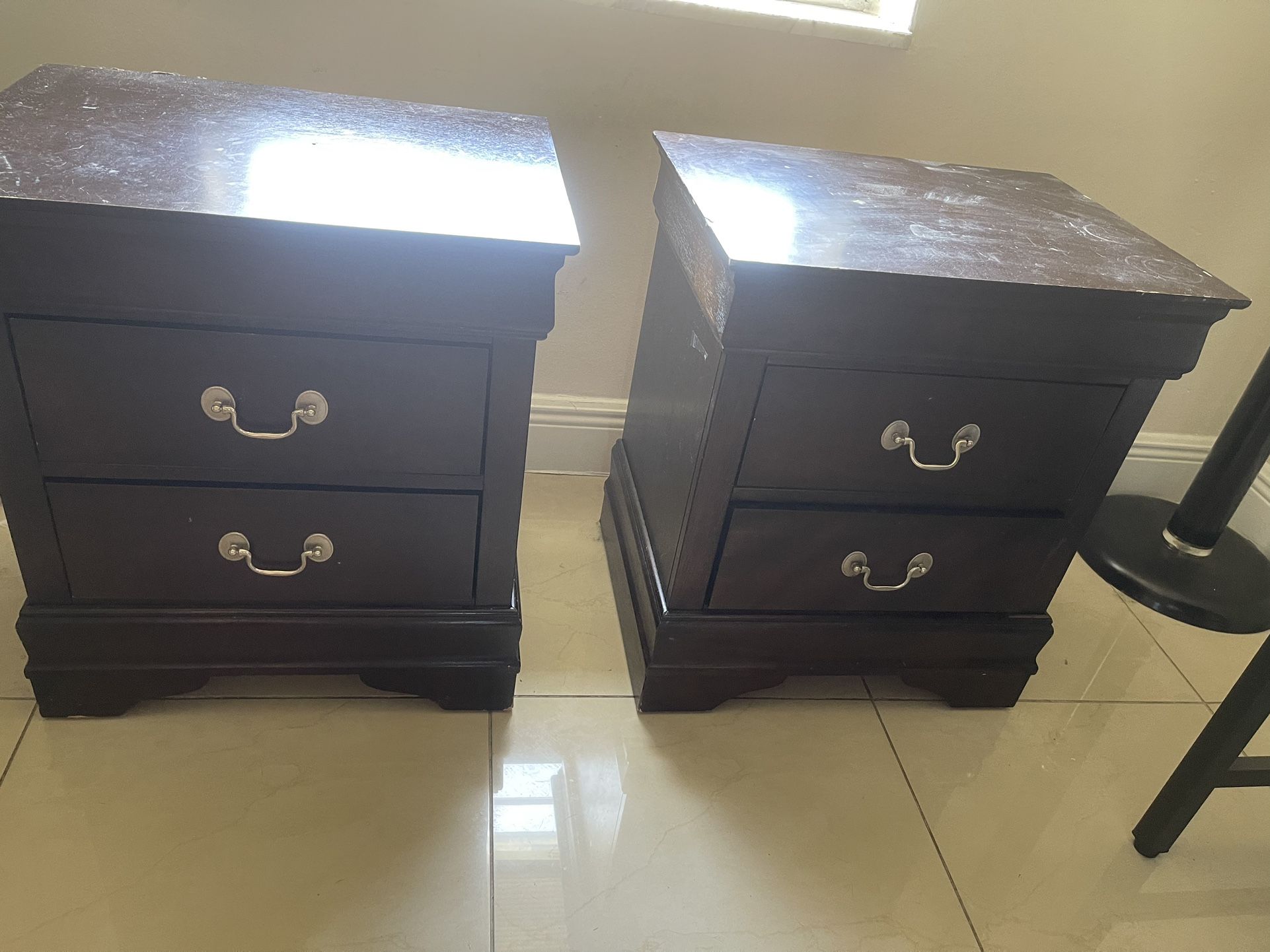 Matching nightstands for Sale in Fort Lauderdale, FL - OfferUp