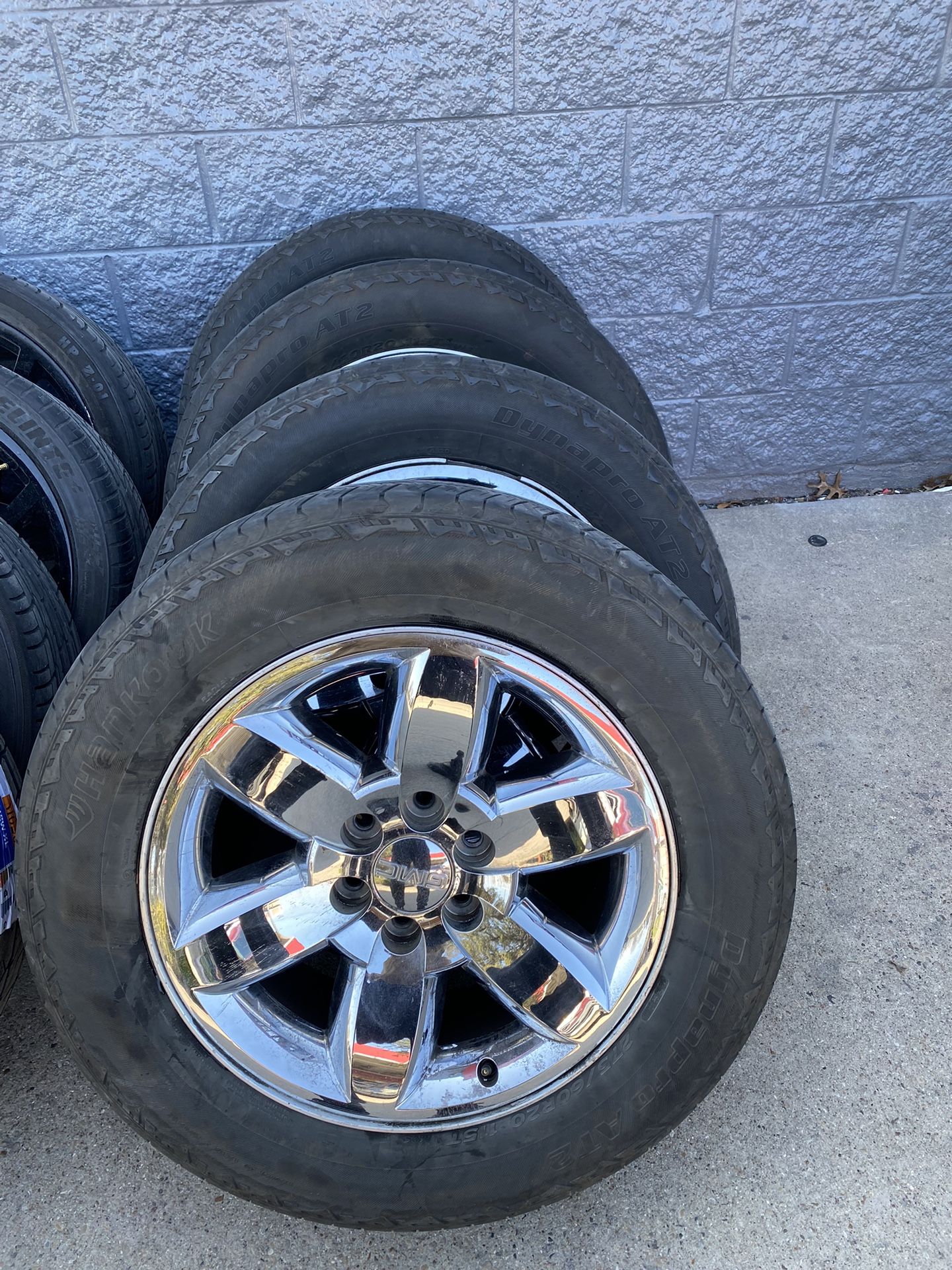 20 Inch Factory OEM GMC,Chevy Wheels And Bridgestone Tires Tires 275-60 ...