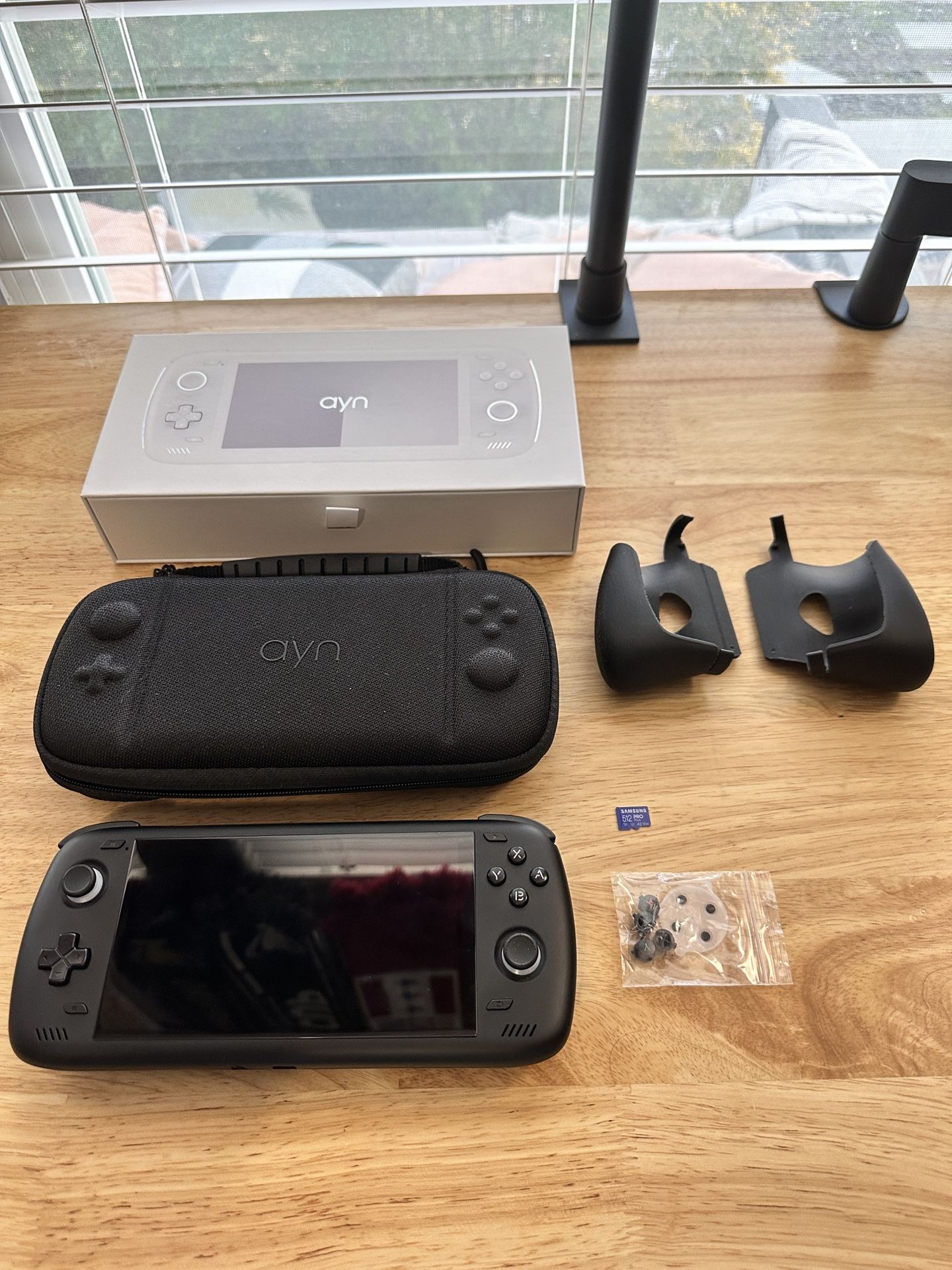 Ayn Odin 2 PRO with loaded 512gb sd card for Sale in South Mills, NC ...