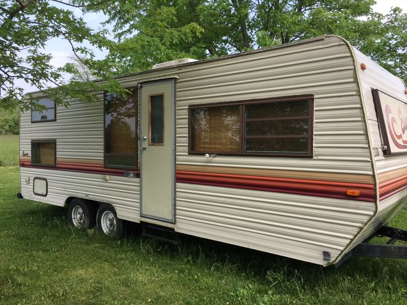 Camper - 1988 road ranger espre travel trailer - 25' total length for ...