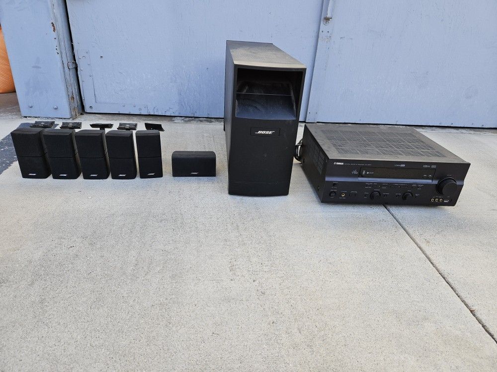 Complete Bose Surround Sound for Sale in Long Beach, CA - OfferUp