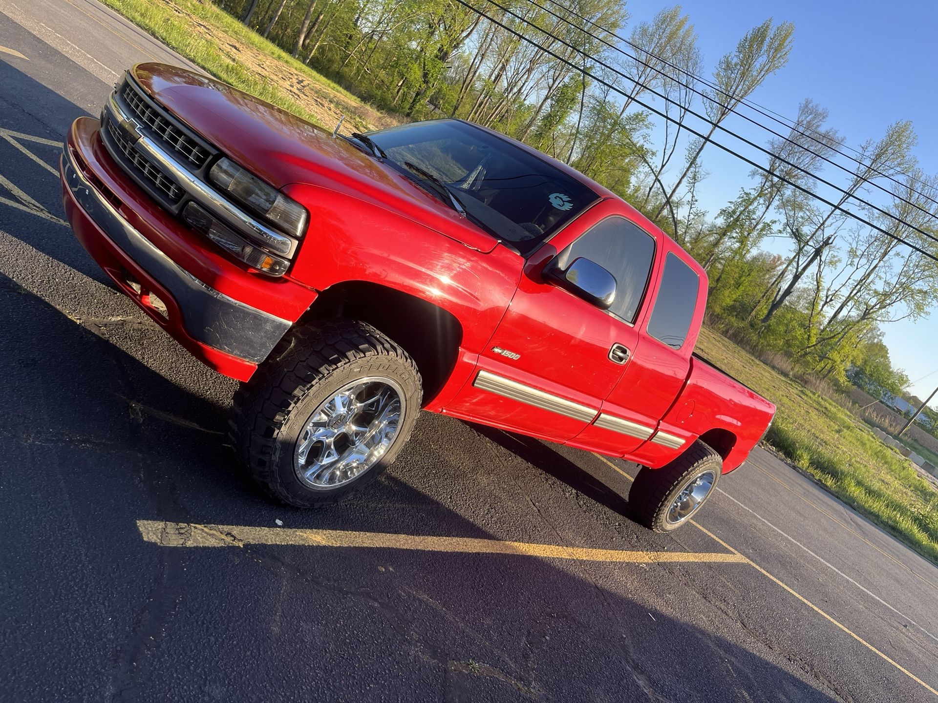 Lifted 2000 Chevy Silverado Red