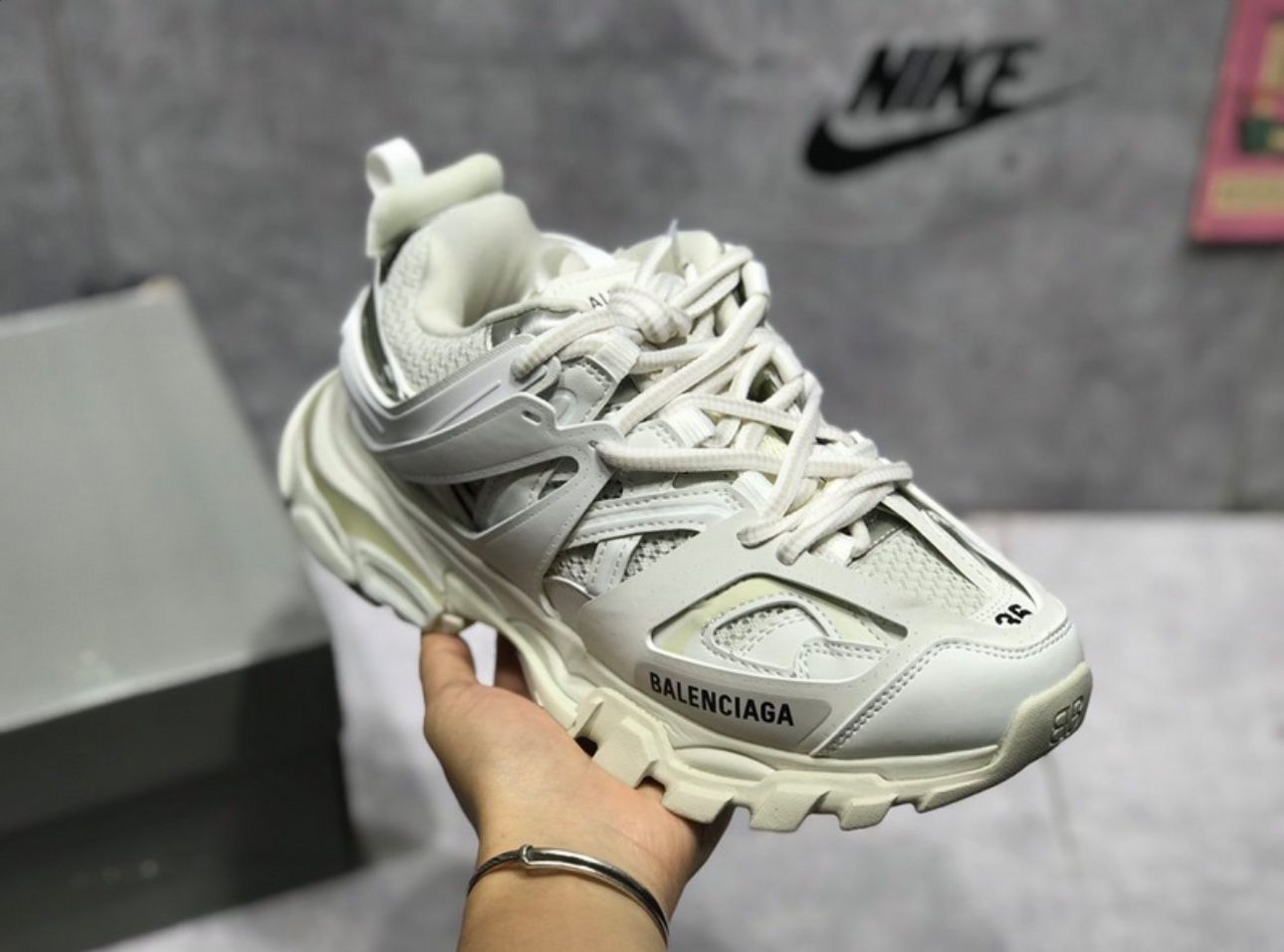 Balenciaga Track Low Sneaker for Sale in Westview, FL - OfferUp