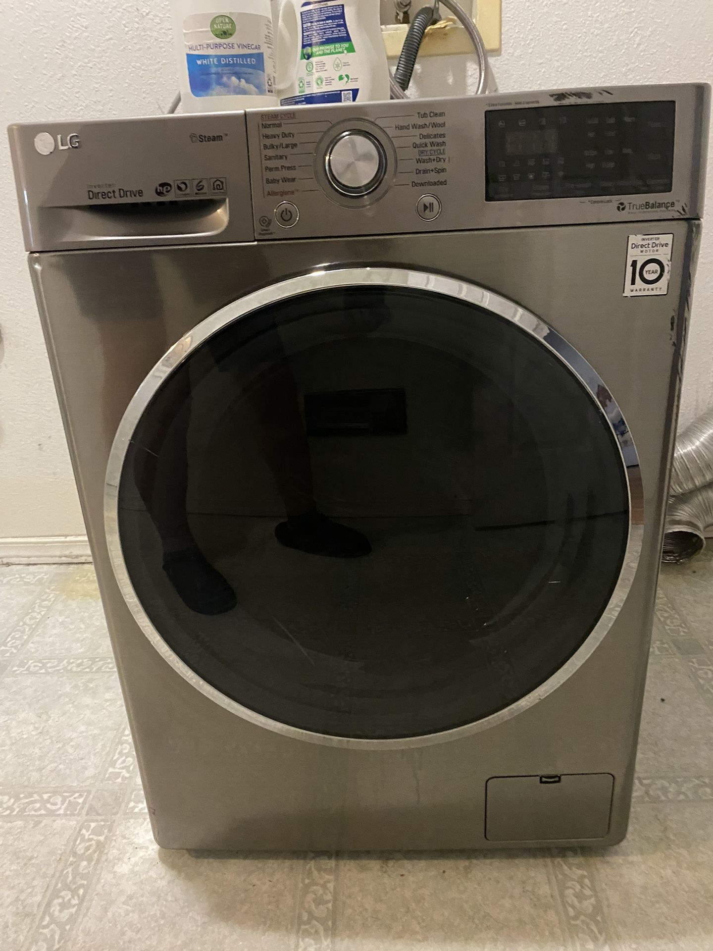 LG Direct Drive 2 In 1 Washer/Dryer for Sale in Marysville, WA - OfferUp
